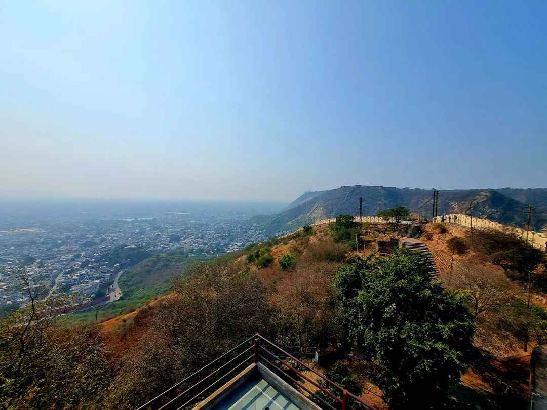 गढ़ गणेश मंदिर जयपुर जहां गणेश जी की पूजा बाल रूप में होती है: Garh ...