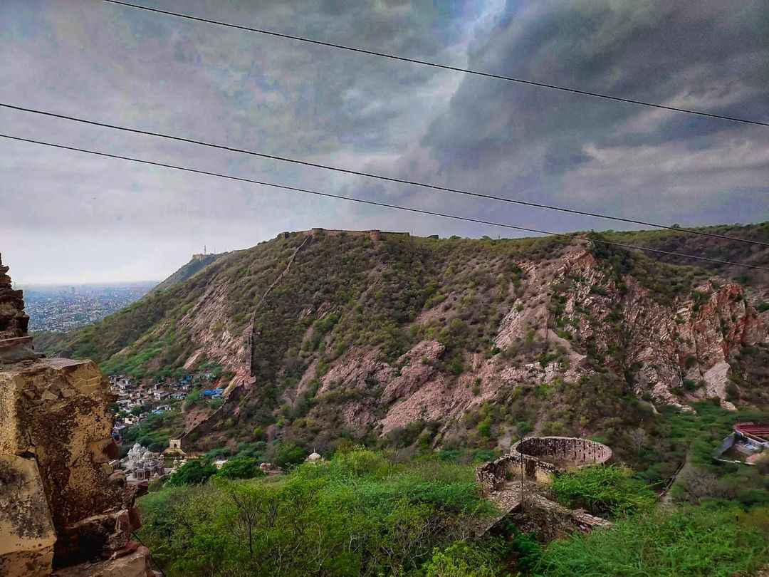 गढ़ गणेश मंदिर जयपुर जहां गणेश जी की पूजा बाल रूप में होती है: Garh ...